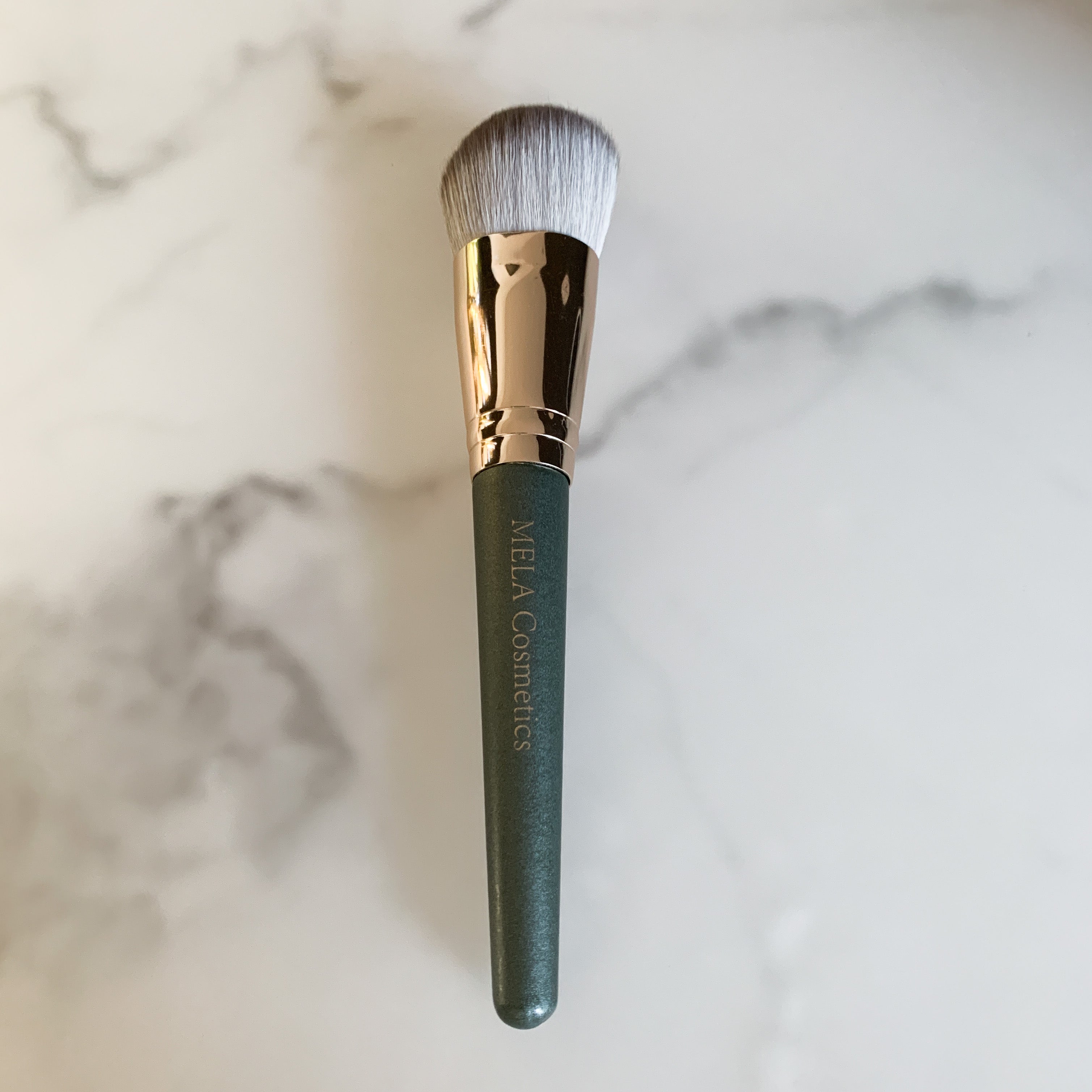 MC Contour Brush – melacosmetics